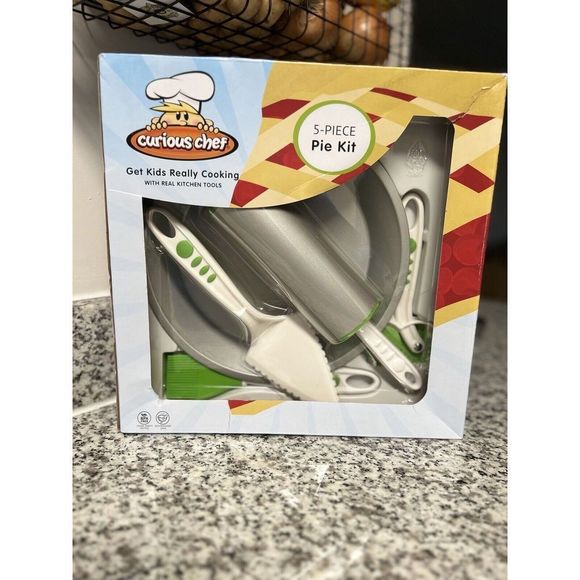 Curious Chef, | Kitchen | Curious Chef 5piece Piemaking Kit Children ...